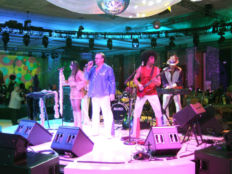 disco review live - SHO Productions